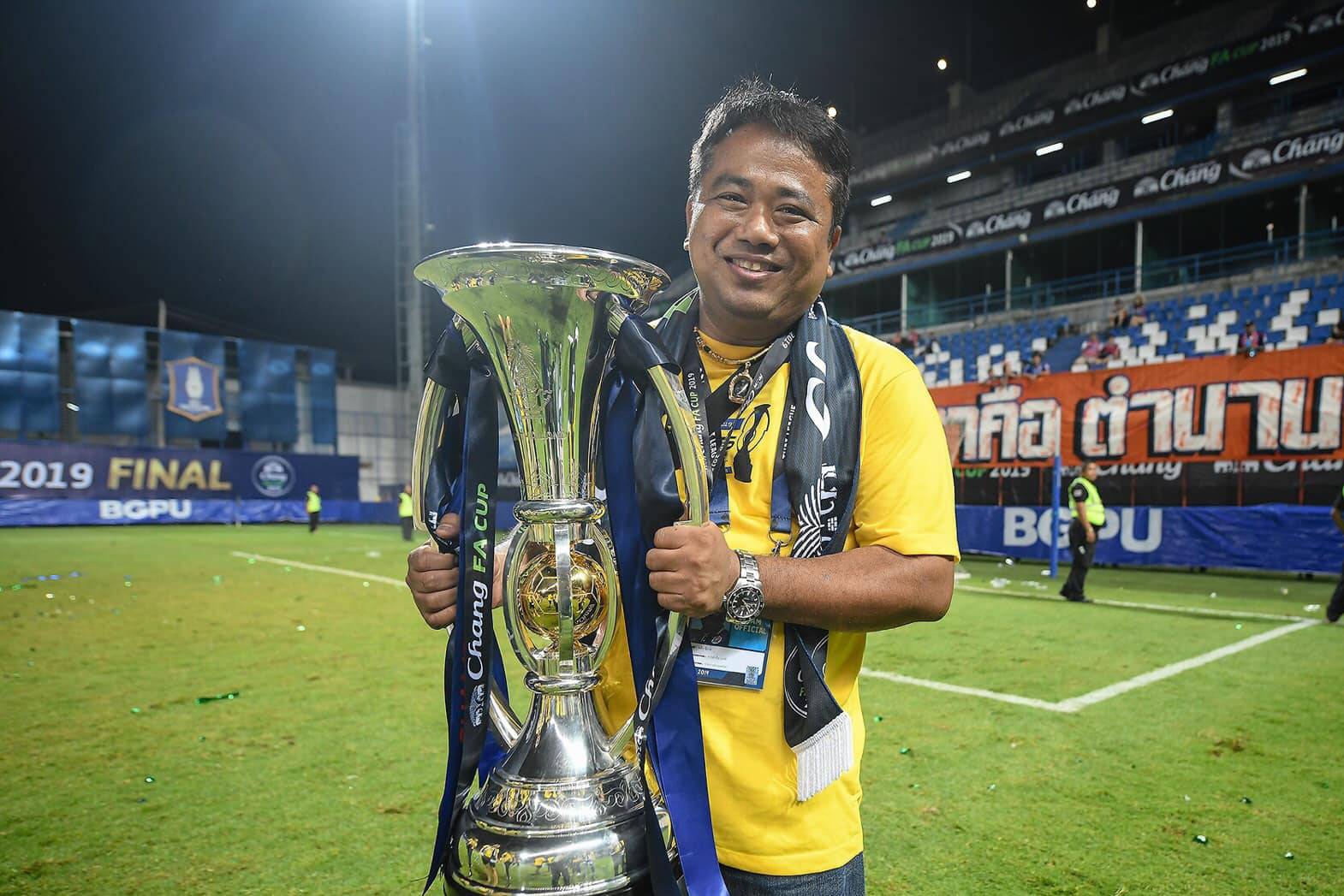 Jadet Meelarp given green light to sign Thai legend as backroom staff ...