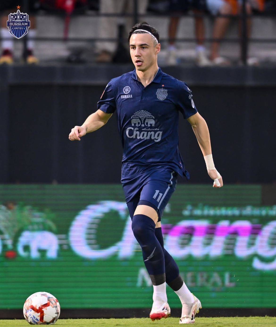 Dion Cools pemain Malaysia beraksi di suku akhir ACL Elite